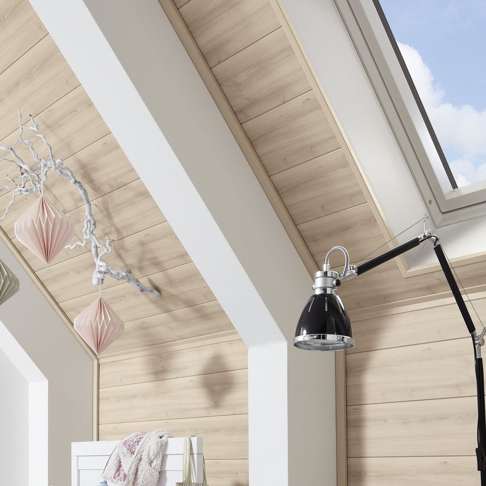 Wand und Decke stilvoll gestalten mit Holzpaneelen